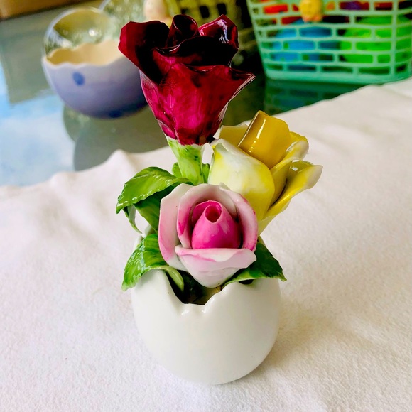 Royal York | Accents | Vintage Royal York A Burst Of Roses | Poshmark